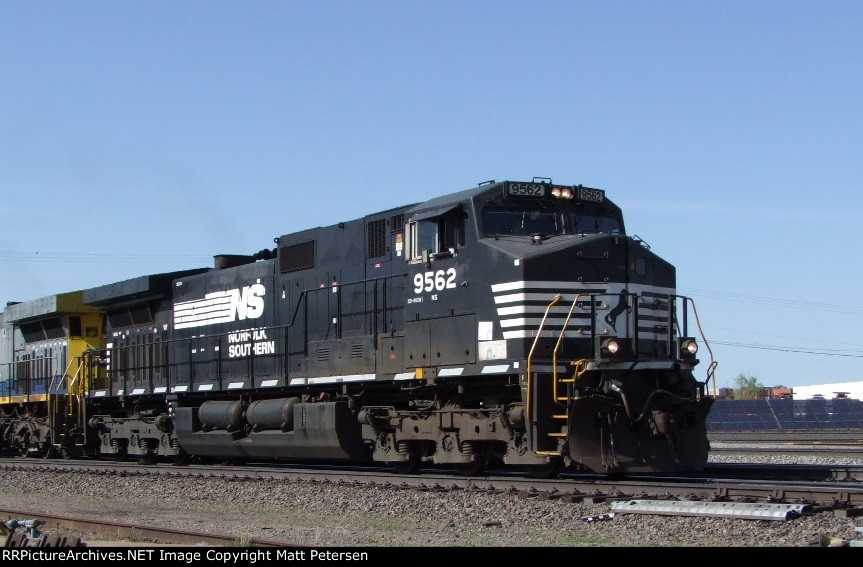 NS 9562